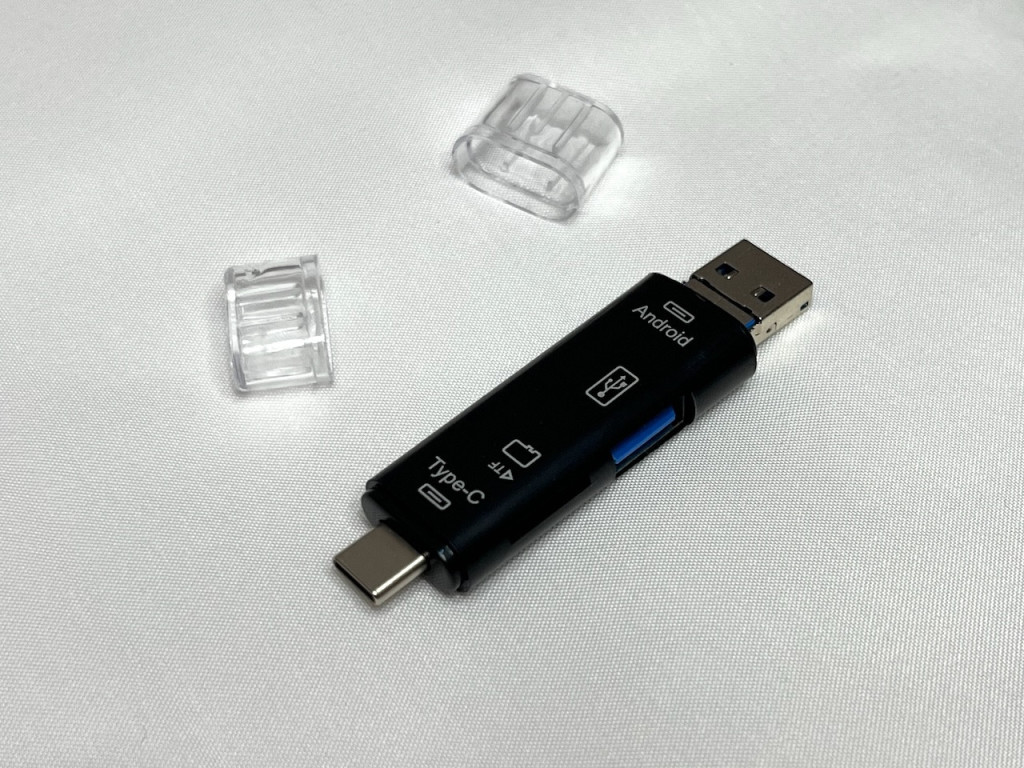 5 in 1 SD micro-SD card adapter for USB and USB-C