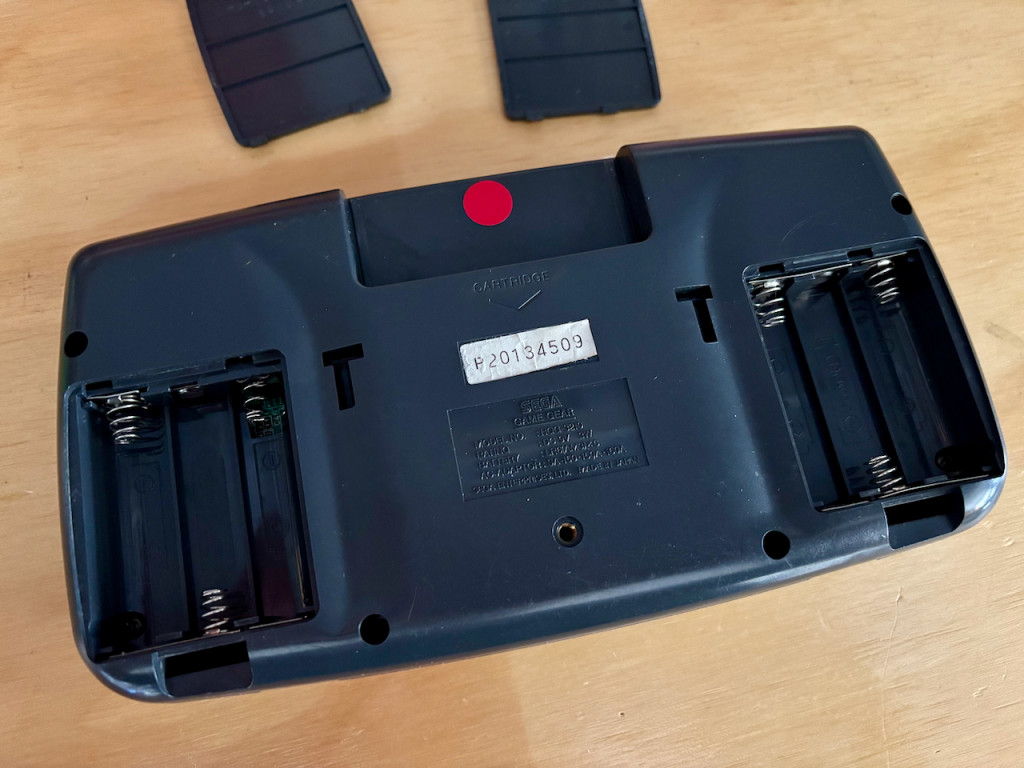 Sega Game Gear - Recapped and Modded with BennVenn IPS HD Screen, USB-C Power and Glass Lens